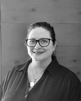 Dawn Esslinger - Meet our Team - Buffalo Financial